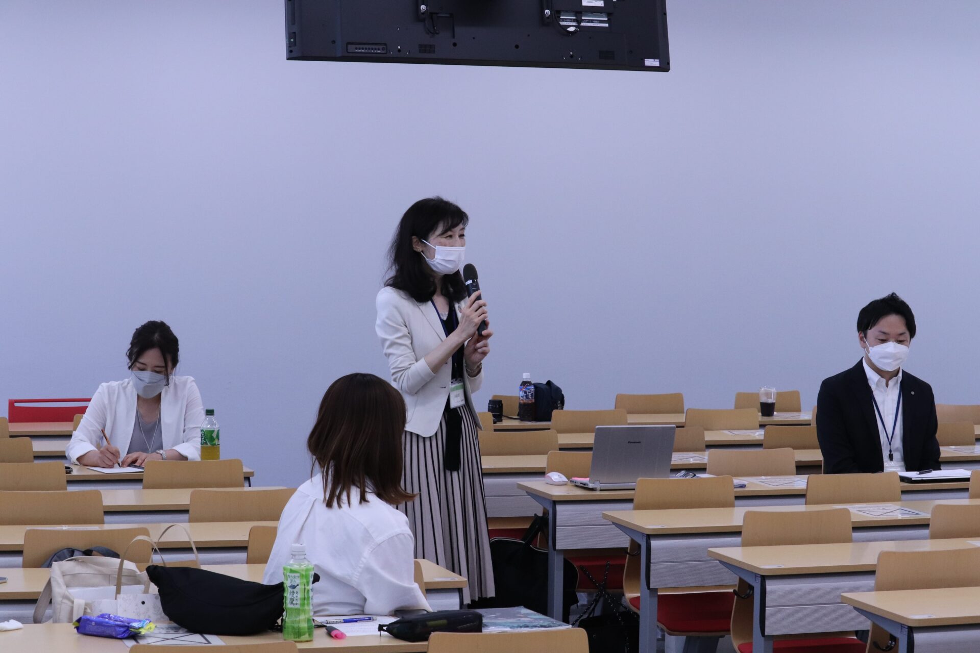 社会連携授業「JAL社員と考えるSDGs」3チームの最終発表が行われました！ - 社会連携プログラム